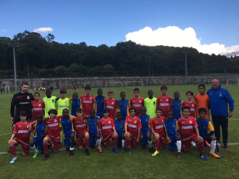 Entrenamiento del Alevín de AFA Angola con el Deportivo A Coruña ...